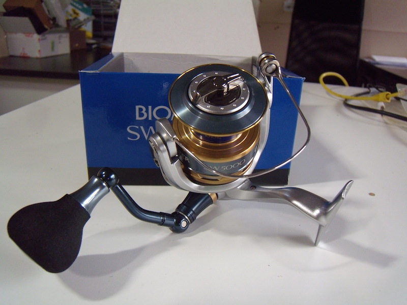 好久沒買紡車～Shimano Biomaster SW 5000 PG GET！ | 路亞巴士